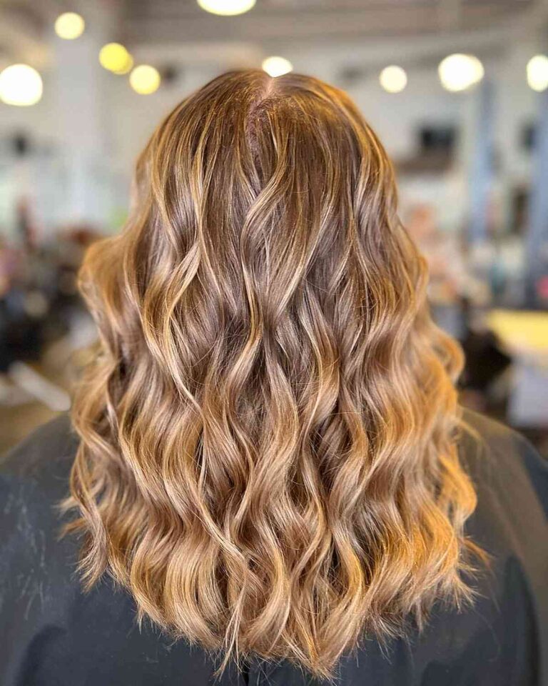 15 Tonos de Mechas Balayage que arrasan en 2025
